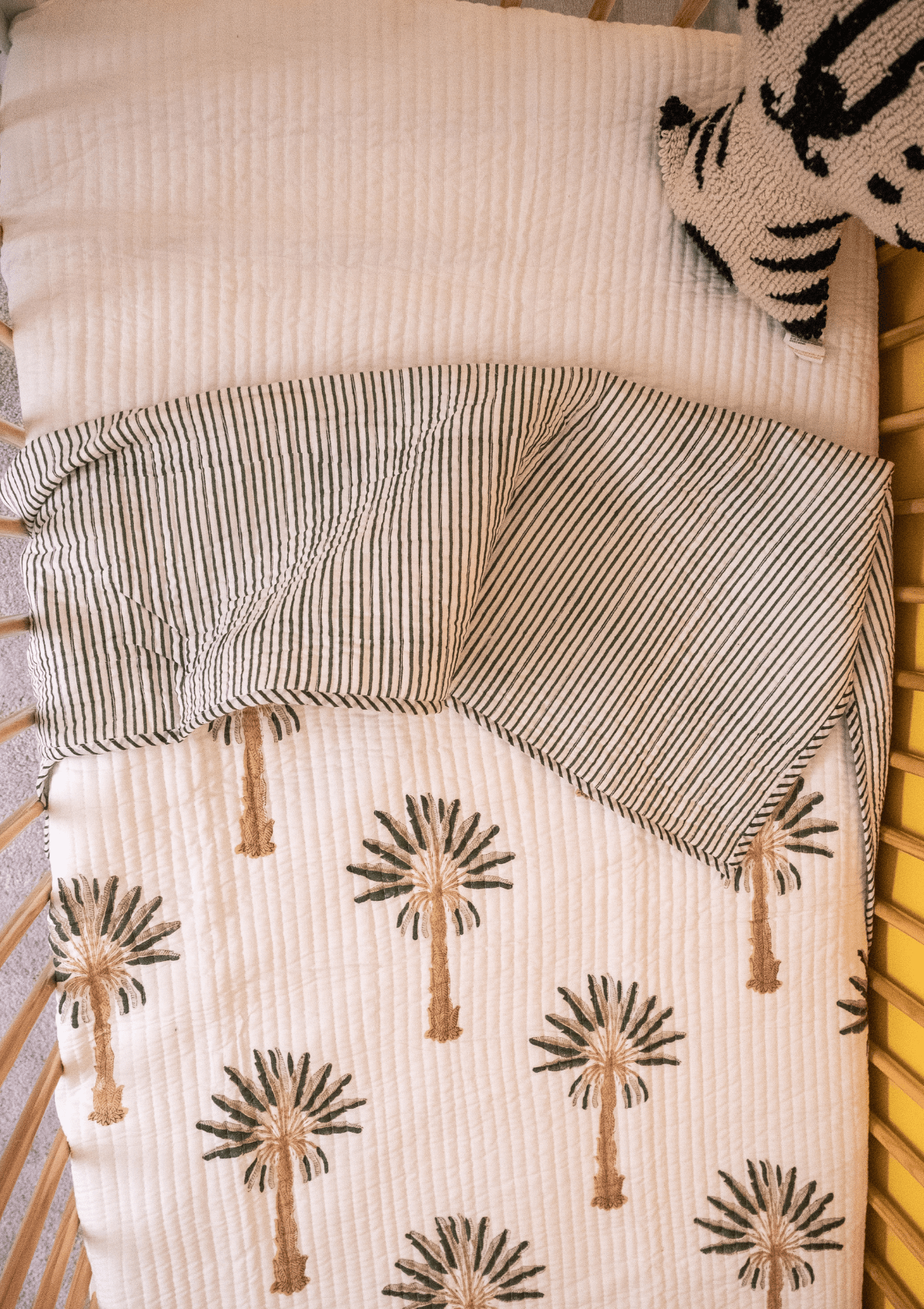 Tropical Green Palm Cot Quilt – Scar & Ko